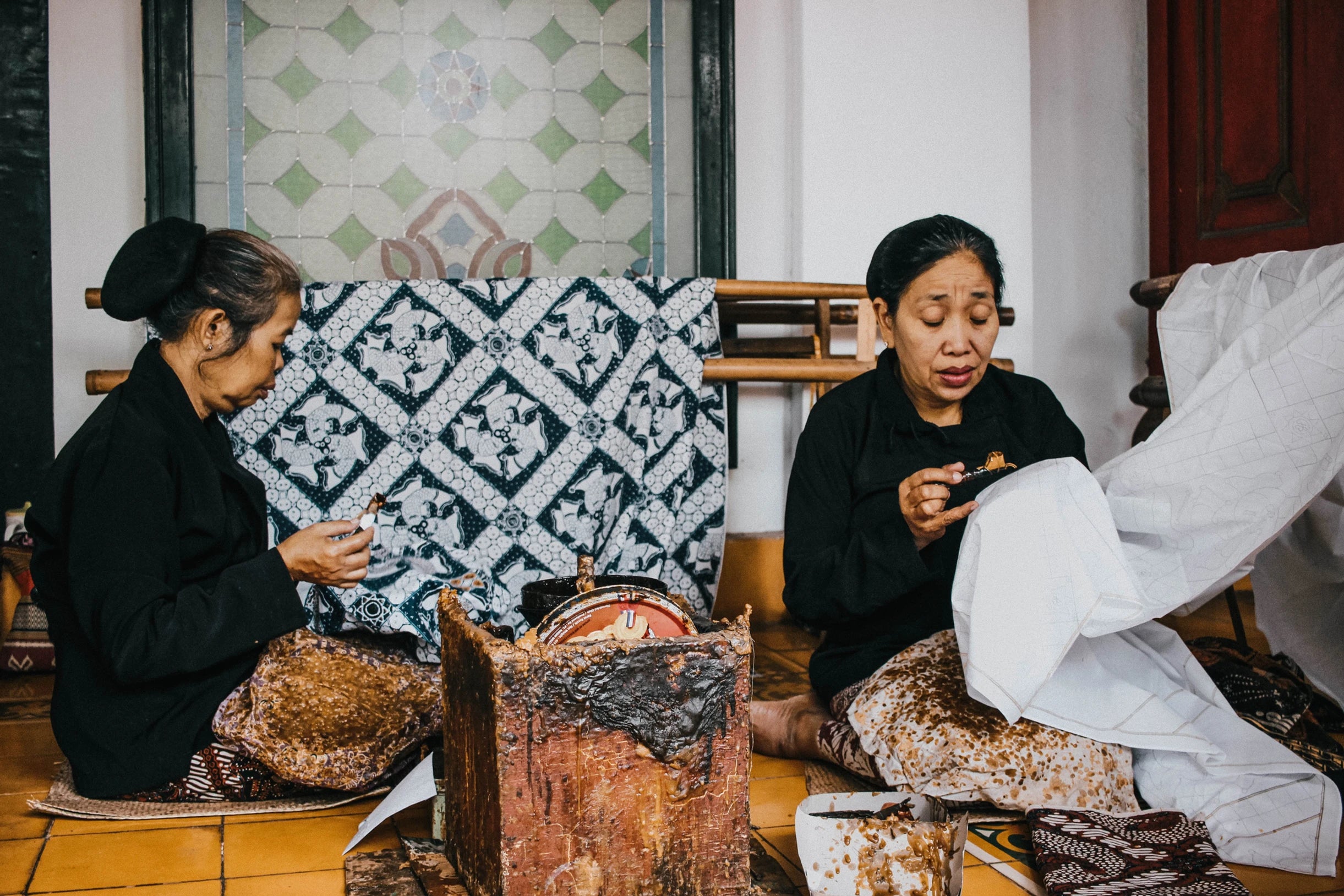 Simple Resist Paste Technique with Indigo – Natural Dye Store